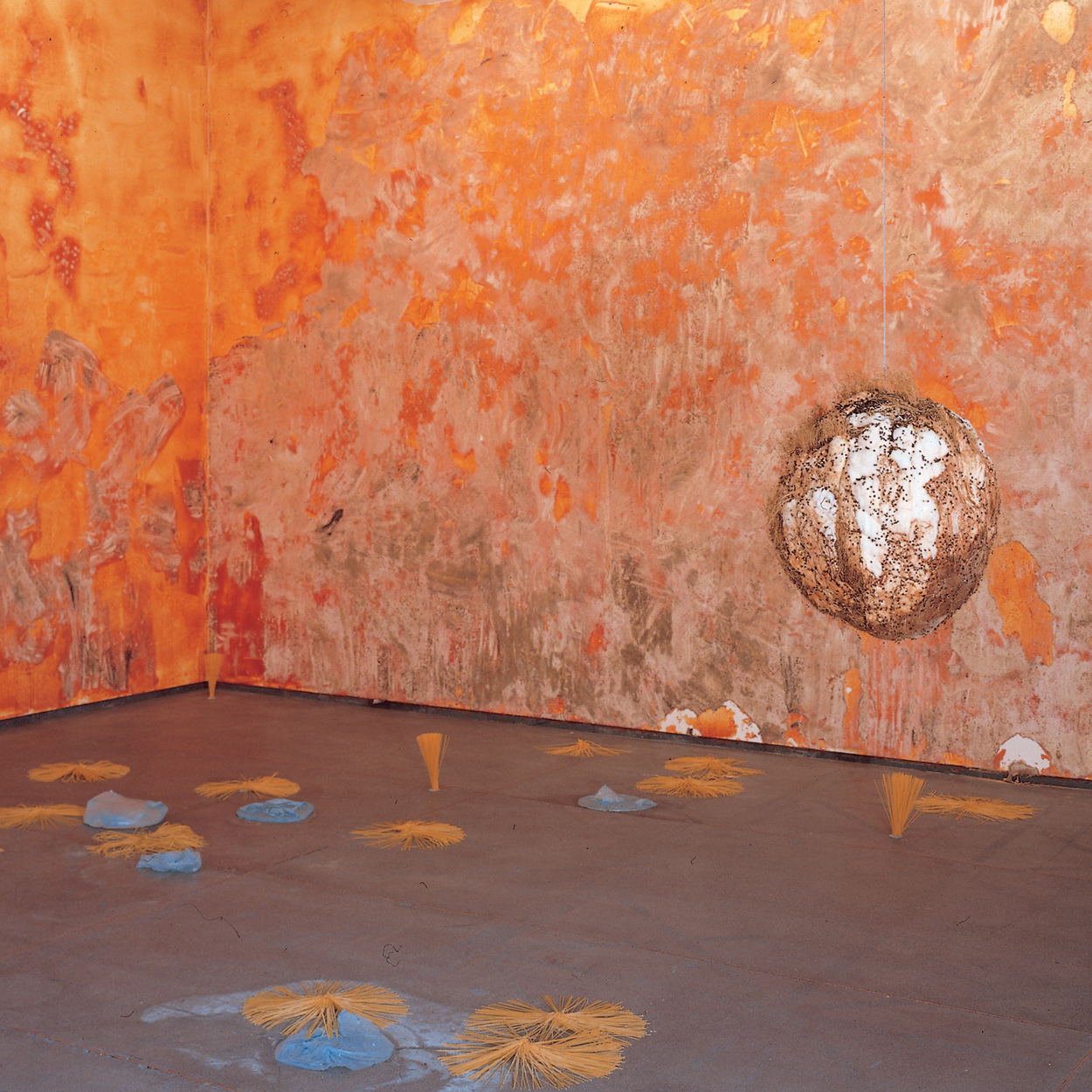 泡沫的耳語：Michel Blazy - ArtHill Magazine